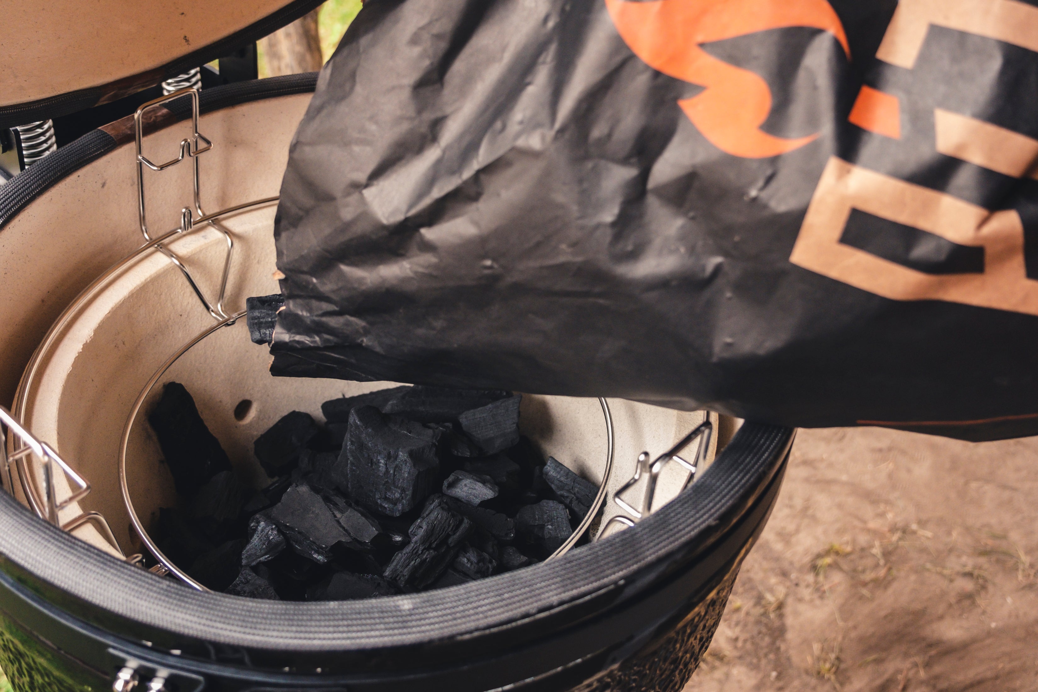 Kamado BBQ Houtskool | Kamado Grills – kamadogrills